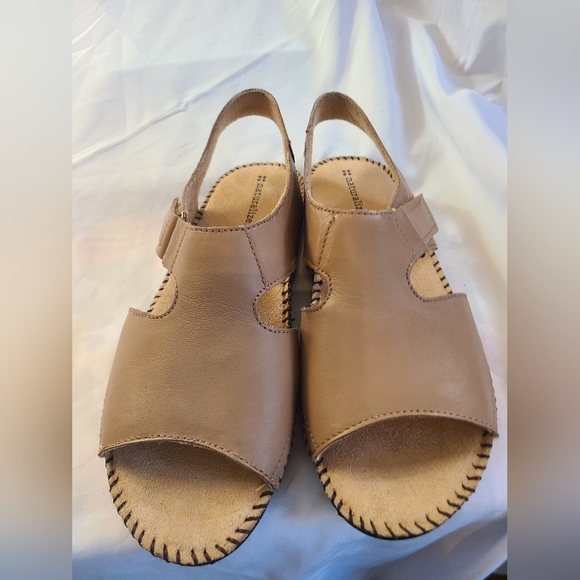 Naturalizer | Shoes | Naturalizer Womens Tan Leather Slingback Scout ...